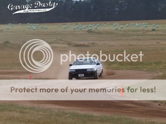 Season’s Greetings: AE86 at BLCC Christmas autocross – Garage Dusty ...