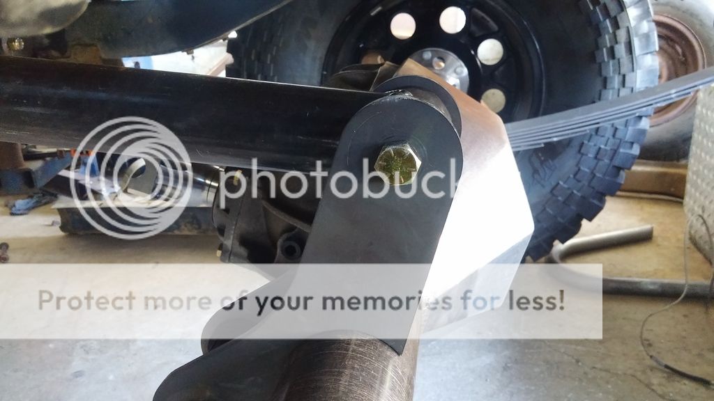 Traction Bar Axle Bracket Angle | Pirate 4x4