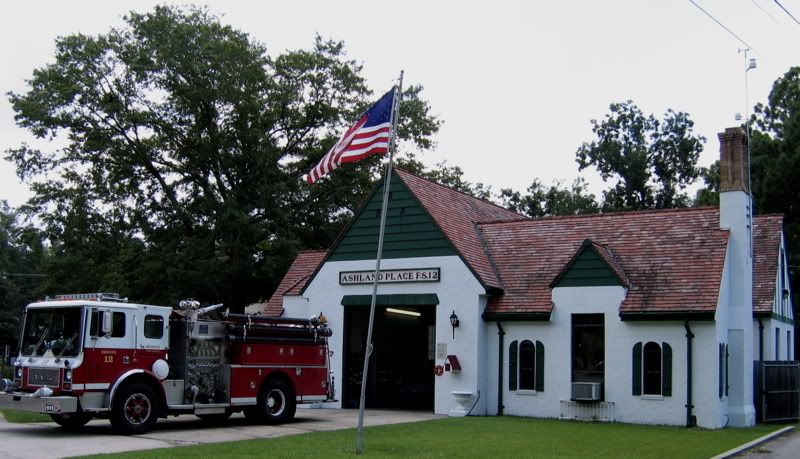 Fire stations - Photos & Videos - UrbanPlanet.org