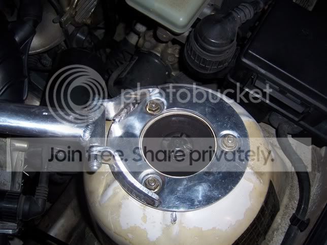 Are 318ti strut towers different from 318is?
