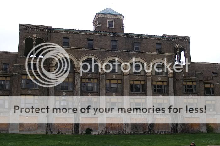 Molly Stark Hospital - City Photos - Ohio - UrbanOhio.com